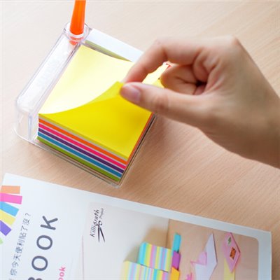 STICK'N CUBE WITH HOLDER